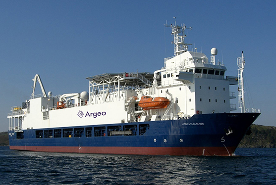 AUV/ROV survey and inspection vessel receiving Naust Marine auxiliary ...